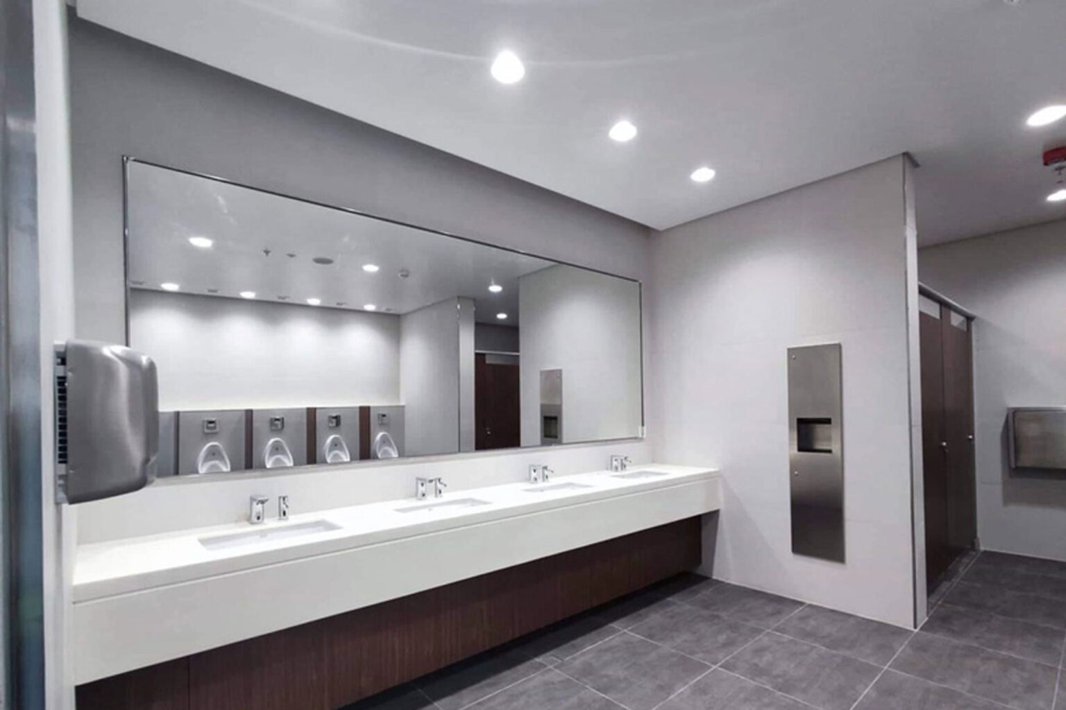 Clark International Airport - MDCC